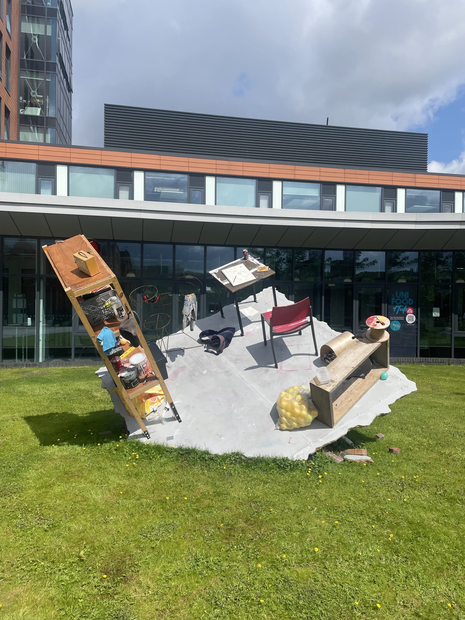 De Montfort University Leicester (DMU) Art & Design Show 2023 ...