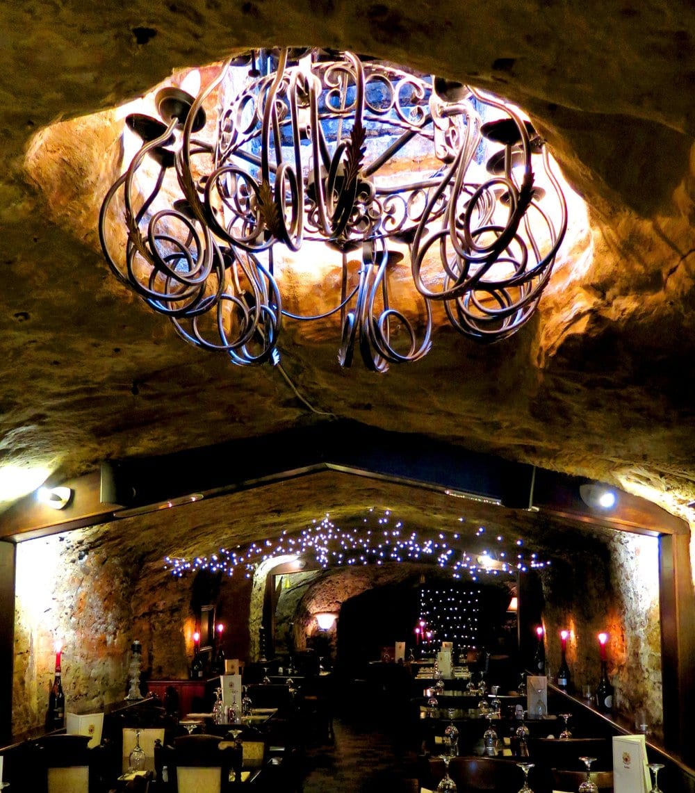 Romantic Restaurant Design - 6 Picks for 2020 - National Design Academy